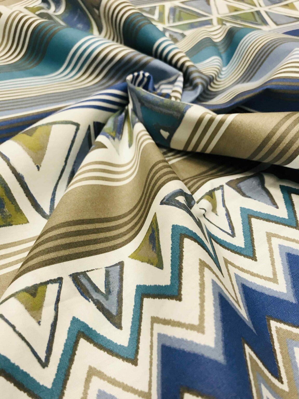 Tissu Grande Largeur 280 Cm